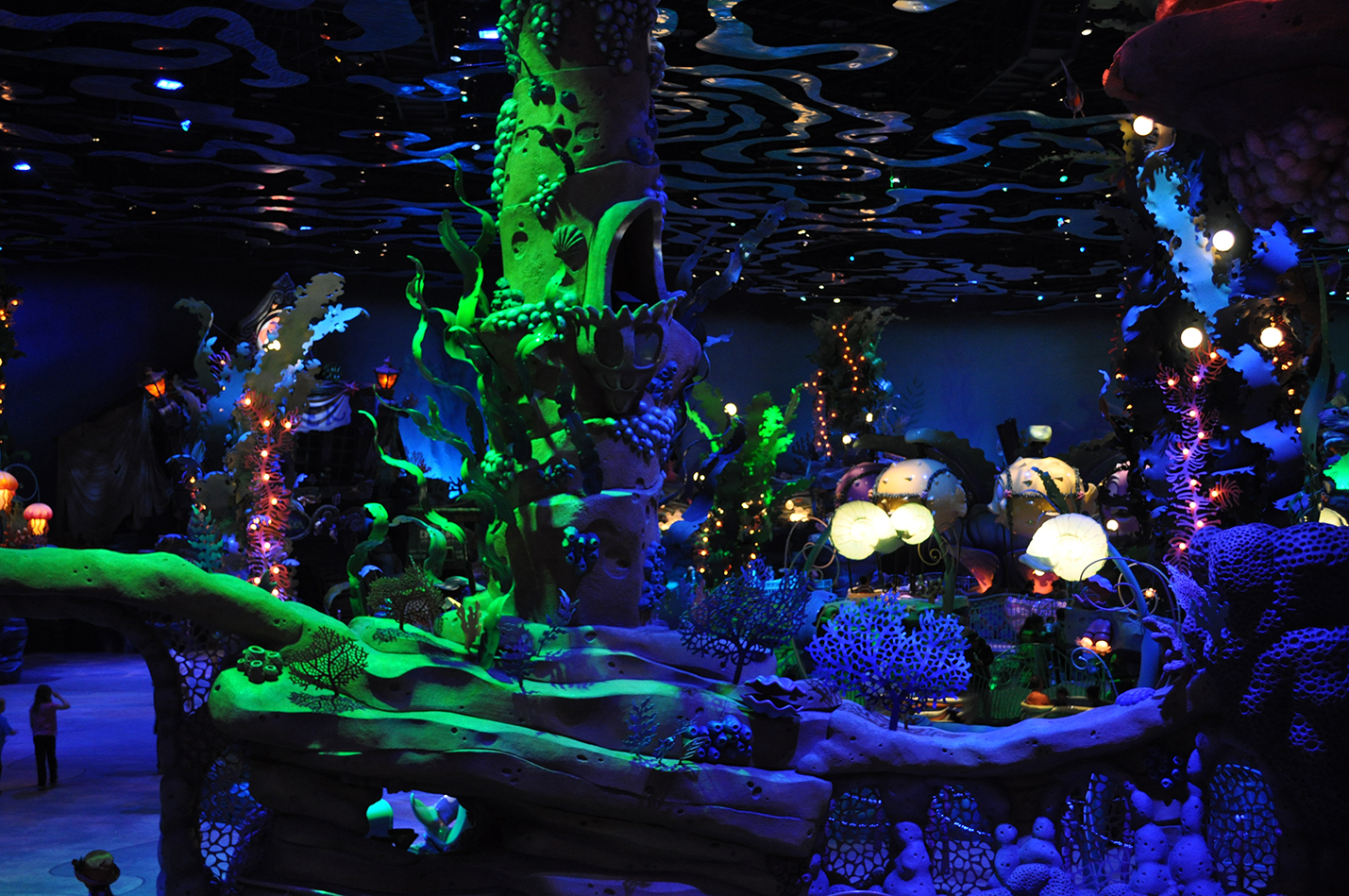DisneySea – Japan with the fam